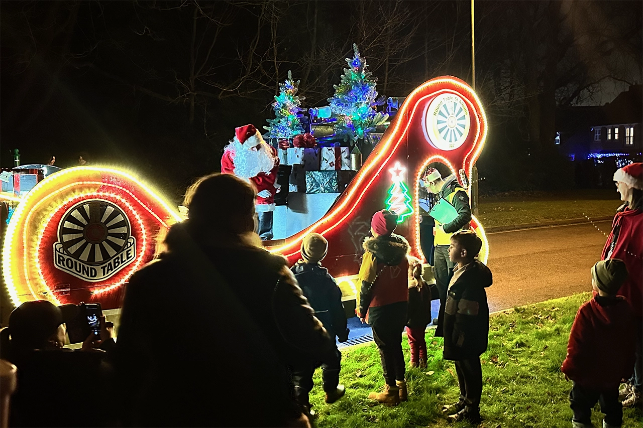 St Albans Santa Float - Do More!